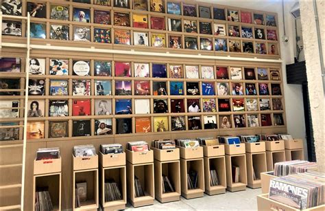 【タイ Thailand】バンコクに新たなレコードショップ「cd Cosmos」がオープン Musiclaneokinawa