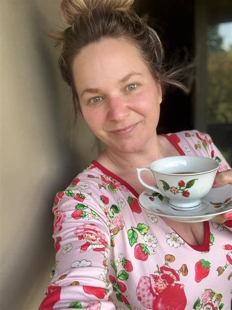 Lisa Liz Lisa Liz Added A New Photo