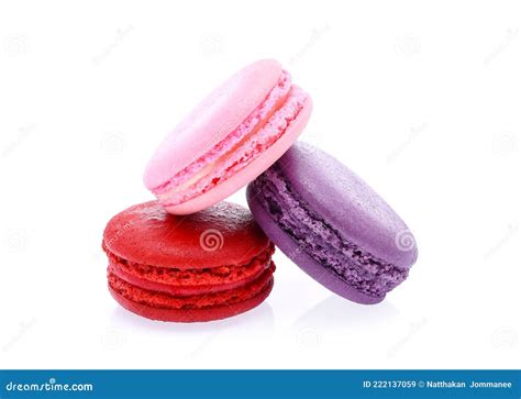 Macarons Aislados De Fondo Blanco Imagen De Archivo Imagen De Color