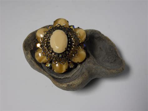 Danny Pollack Brooch Canadian Last Quarter 20 Century Collectors Weekly