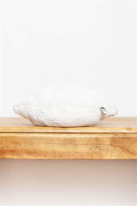 Jellycat Large Chloe Clam Ms Rudolphs