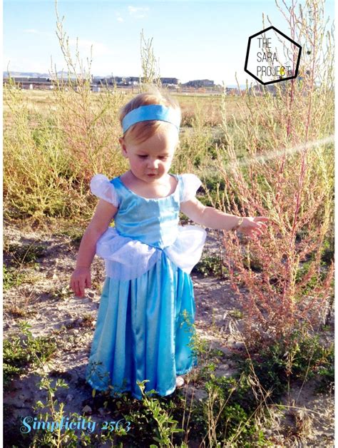 Cinderella Simplicity 2563 The Sara Project