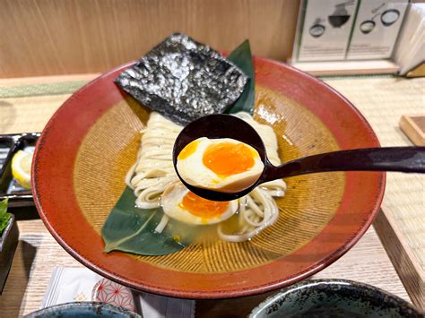 รีบไปก่อนคิวจะยาวกว่านี้ กินราเมง เส้นสด แบบจุ่ม Tsukemen Tsuke Soba Sense Park Silom