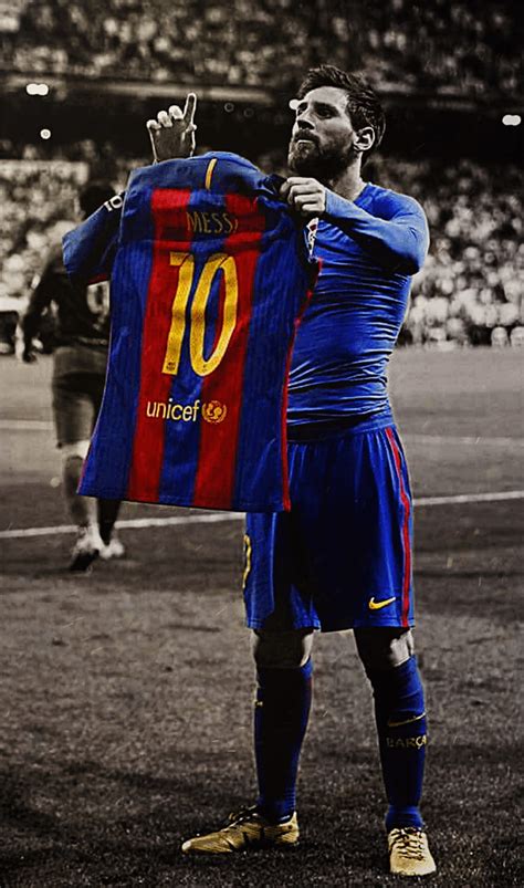 30 Messi Holding Shirt Wallpaper 4k Với độ Phân Giải 3840x2160