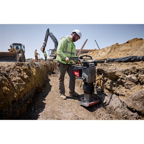 Milwaukee Mxf270 2hd Mx Fuel 70kg Rammer Kit Bc Fasteners And Tools