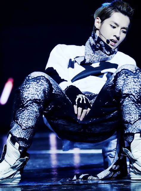 Pin By Montsel Ha On Exo Kris Wu Kris Exo Wu Yi Fan
