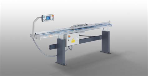 Ams 200 With E 355 Length Stop And Measuring System Elumatec