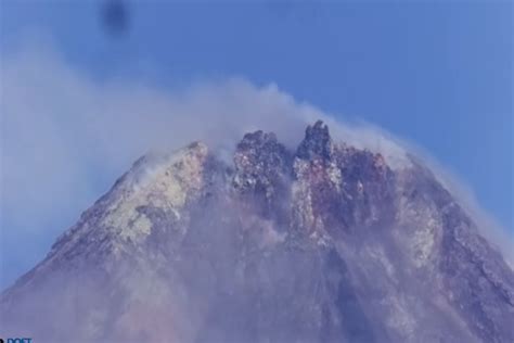 Pagguho Ng Bato Mula Sa Bulkang Mayon Muling Naitala Ngayong Araw Phivolcs Nagbigay Babala Sa