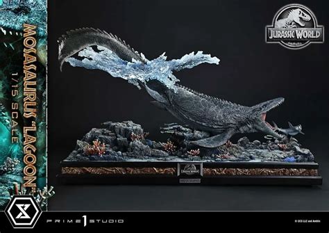 Jurassic World Legacy Museum Collection Statue 115 Mosasaurus Lagoon