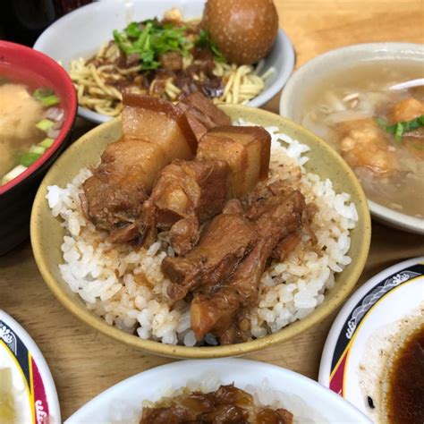滷三塊台南五花肉飯 發胖版｜popdaily 波波黛莉
