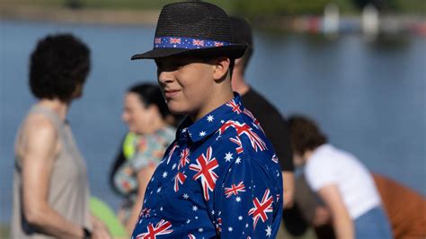 Dan Tehan Pledges To Force Local Councils To Hold Citizenship Ceremonies On Australia Day