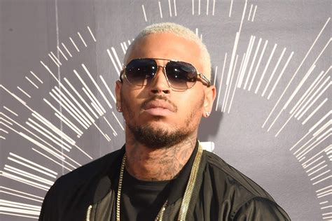 Chris Browni Peol Tulistati Räpimogulile Kuus Kuuli Kerre
