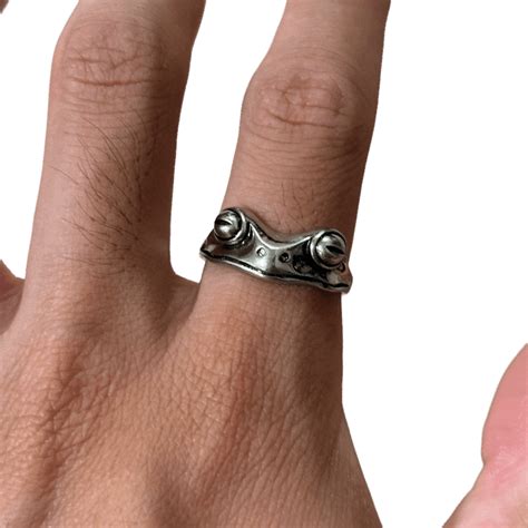 0318 Silver Frog Ring