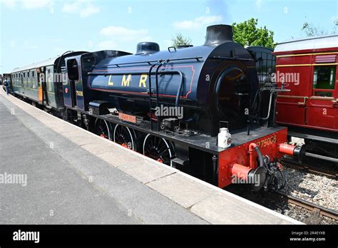 Locomotive No 75008 Swiftsure Austerity Class J94 0 6 0st Stock