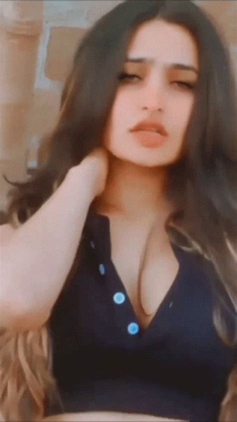 Whats Her Name 8 Replies 1228341 ›