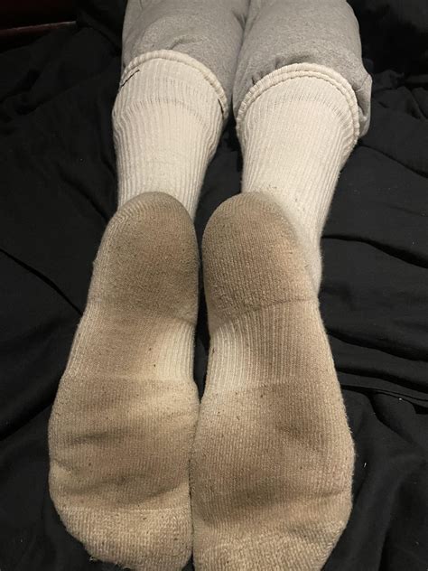 My Nike Crew Socks I Wore For 13 Days Made My Feet So Sweaty R