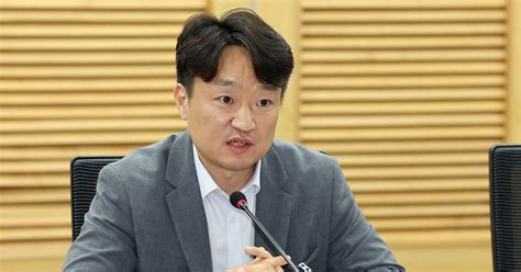 인사말 하는 홍민택 토스뱅크 대표