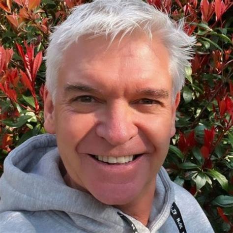 Stephanie Schofields Instagram Twitter And Facebook On Idcrawl