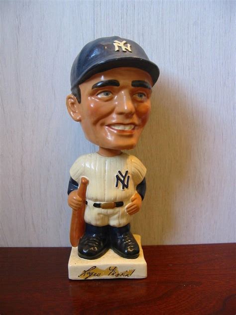 Vintage 1960s Roger Maris White Base Bobblehead Bobbing Nodder Rare