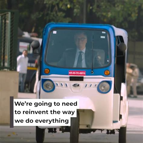 Bill Gates Driving बिल गेट्स यांच्यावर का आली हातात रिक्षाचं स्टेरिंग घेण्याची वेळ वाचा