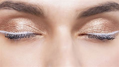 Sombra De Ojos En Tonos Metálicos Cómo Lograr Un Look De Ojos
