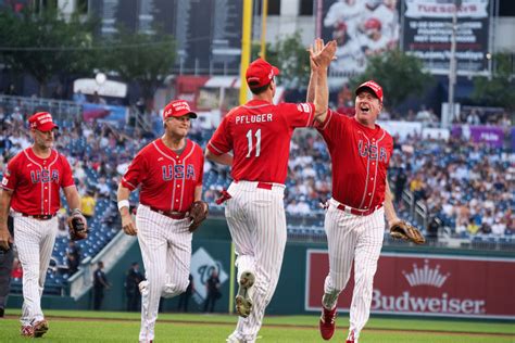 Republicans Extend Winning Streak At Congressional Baseball Game Roll
