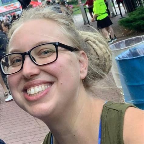 Amanda Jayne Hoffman Amanda11jayne • Threads Say More