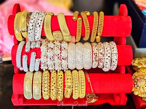 曼谷泰服體驗「cherd Chay Thai Glory」金山寺老城區泰服租借，手工泰服超精緻，預約制不用人擠人 兔兒毛毛姊妹花