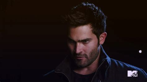 Shipping Tyler Hoechlin Tumbex