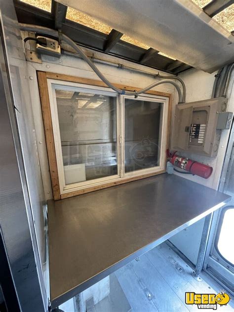 2001 Chevrolet Workhorse Custom Chassis Step Van Food Truck For Sale In