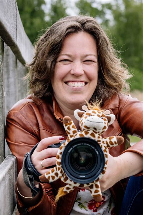 Esther Malmberg Feel It