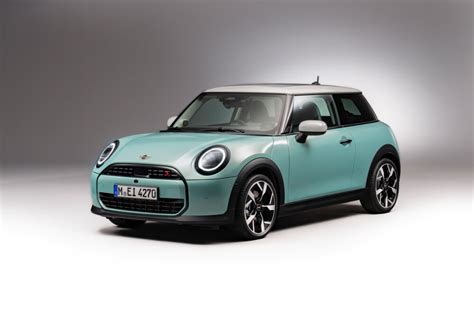 Mini Cooper Clasic și Inovator Forbes Ro