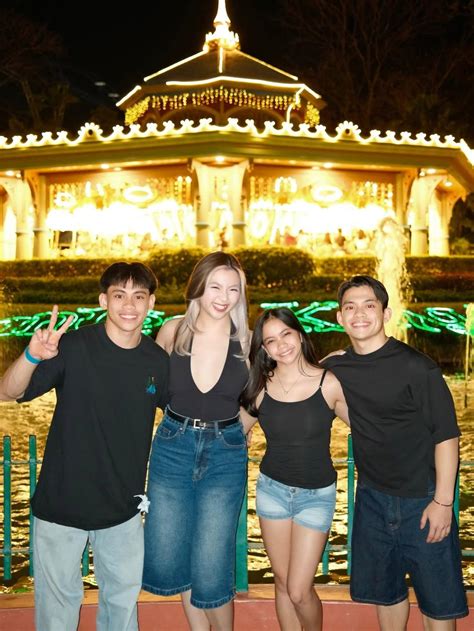 Carlos Yulo Bonds With Siblings At An Amusement Park Gma Entertainment
