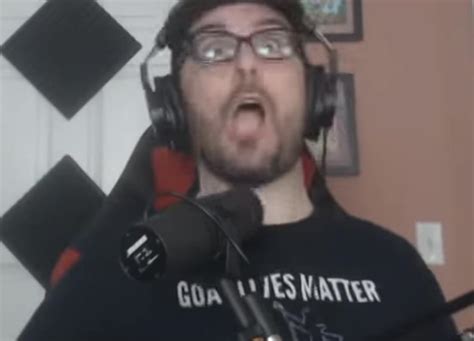 Mersh Getting Intimate With Royce R Mersh