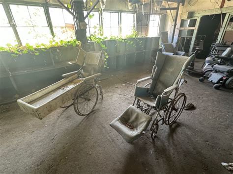 Daniel Schoonmaker On Linkedin Reuse Recycling Art Spooky