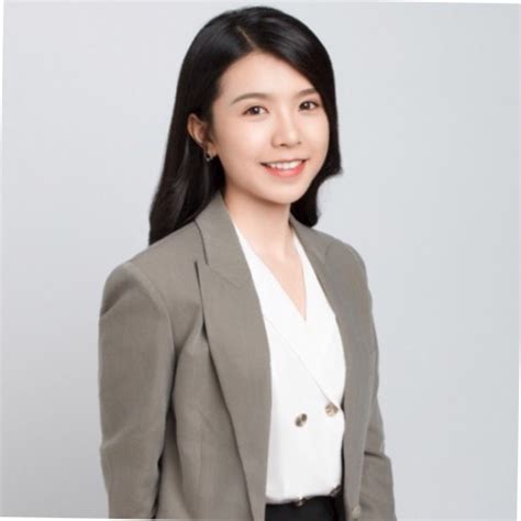 Jiaming Jasmine Xu Associate Consultant Strategy And Transactions