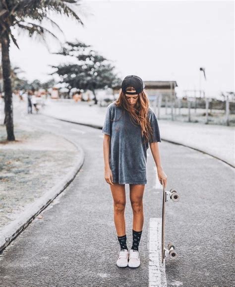 Skater Girl Outfits 21 Ideas On What To Wear Skating Outfit Trends