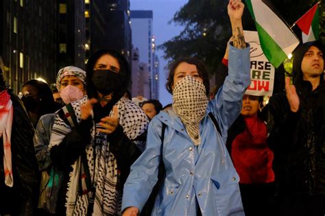 Hundreds Of Pro Palestinian Protesters Gather In Midtown Manhattan