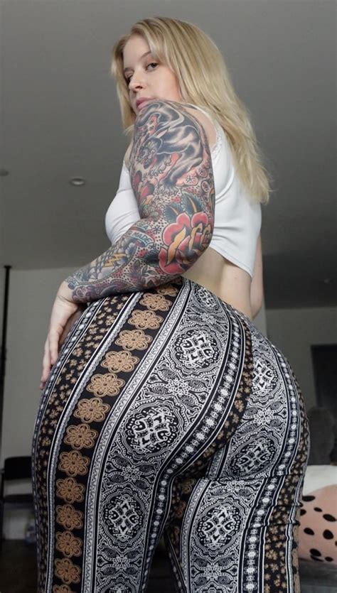 Aggressive With It R Girlsinflarepants