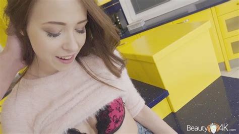 In The Rain Hotntubes Porn