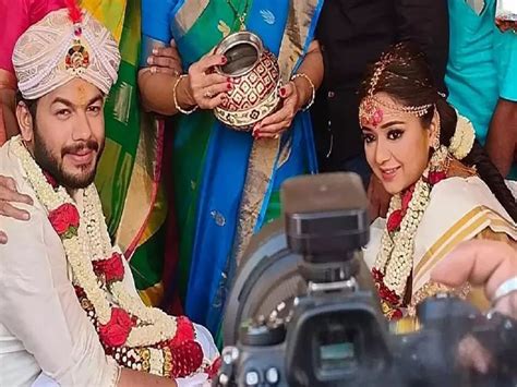 ಕಿರುತೆರೆ ಲವ್ ಬರ್ಡ್‌ಗಳ ರಿಯಲ್ ಗಟ್ಟಿಮೇಳ ಹೊಸ ಜೀವನಕ್ಕೆ ಕಾಲಿಟ್ಟ ಪ್ರಿಯಾ