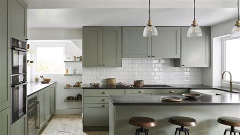 Small U Shaped Kitchen Bar Designs