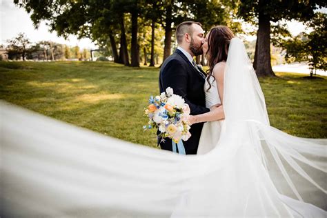 Anna And Haydn The Alloy New Pace Weddings