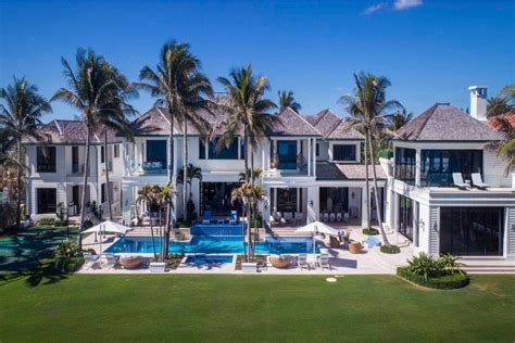 Hot Property Elin Nordegren Sells Palm Beach Mansion Los Angeles Times