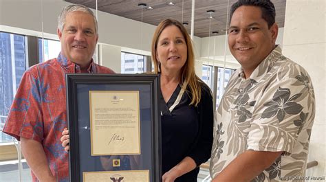 Bank Of Hawaii Recognized With U S Presidents Volunteer Service Award