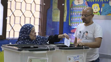 Egypt Begins Voting In Parliamentary Elections