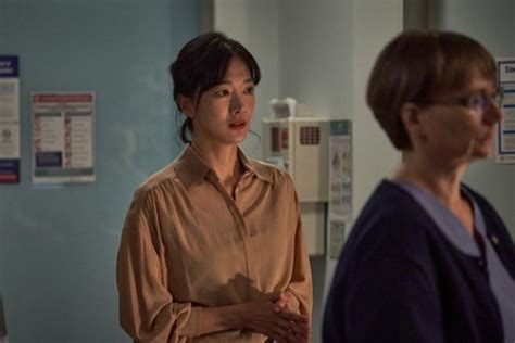 Exhuma Actress Jung Yun Ha Reveals Battle With Cancer To Fans The