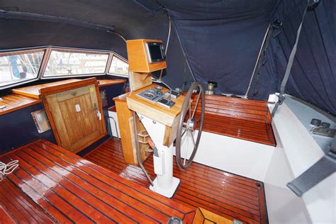 Van De Stadt 44 Center Cockpit Zeilboot Te Koop White Whale Yachtbrokers