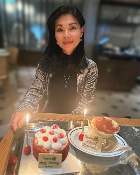 葉佩雯發火轟某藝人自作主張兼扮無知 網民抽出女團xix最大嫌疑人物 星島日報