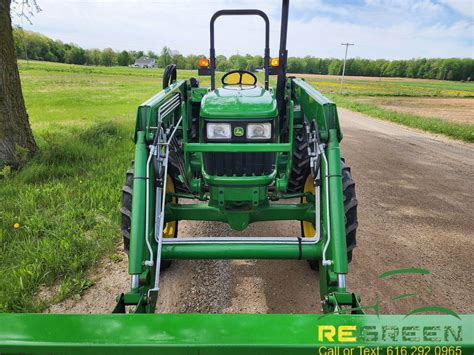 John Deere 5075e Utility Tractor And Loader Regreen Equipment And Rental